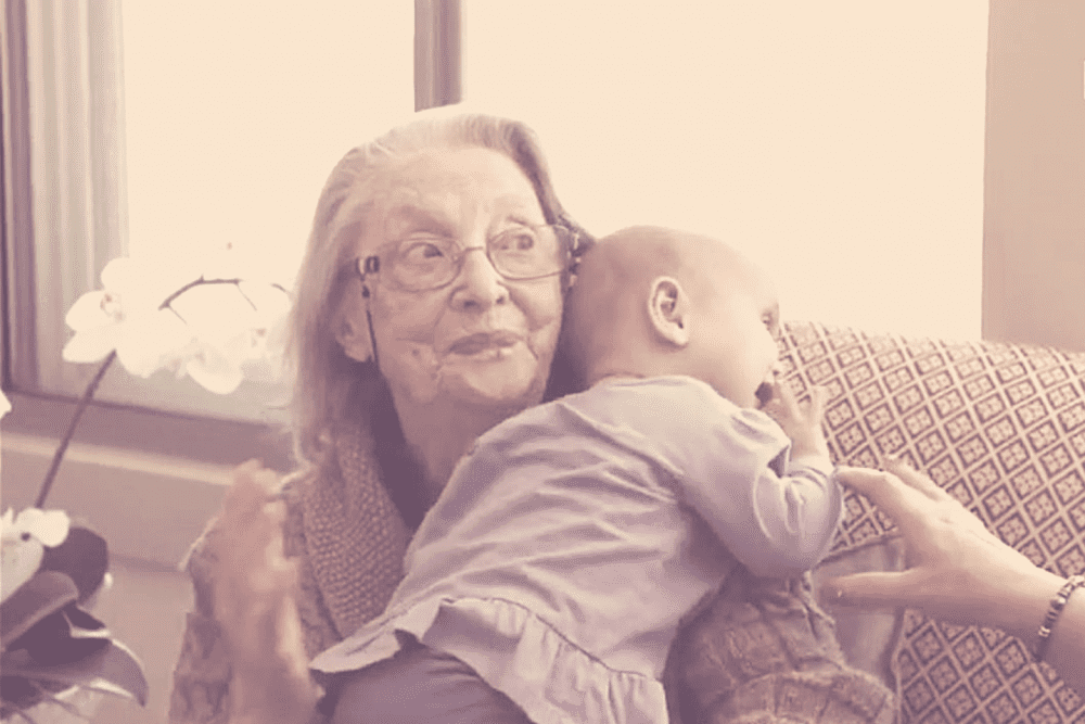 Baby Maycie Visits Elderly Residents in Nursing Home - Christian Sorinut