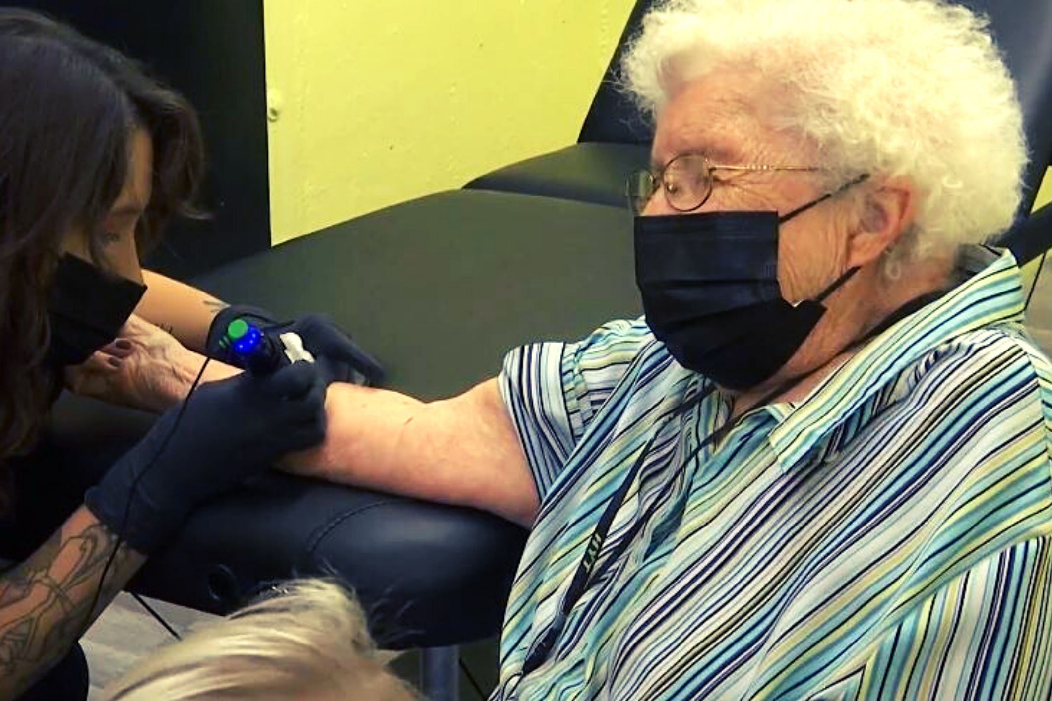 94-year-old woman celebrates birthday with her first tattoo - Gonzalez ...