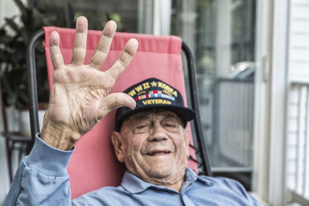 Saying Bye To Tom. - Hellocare