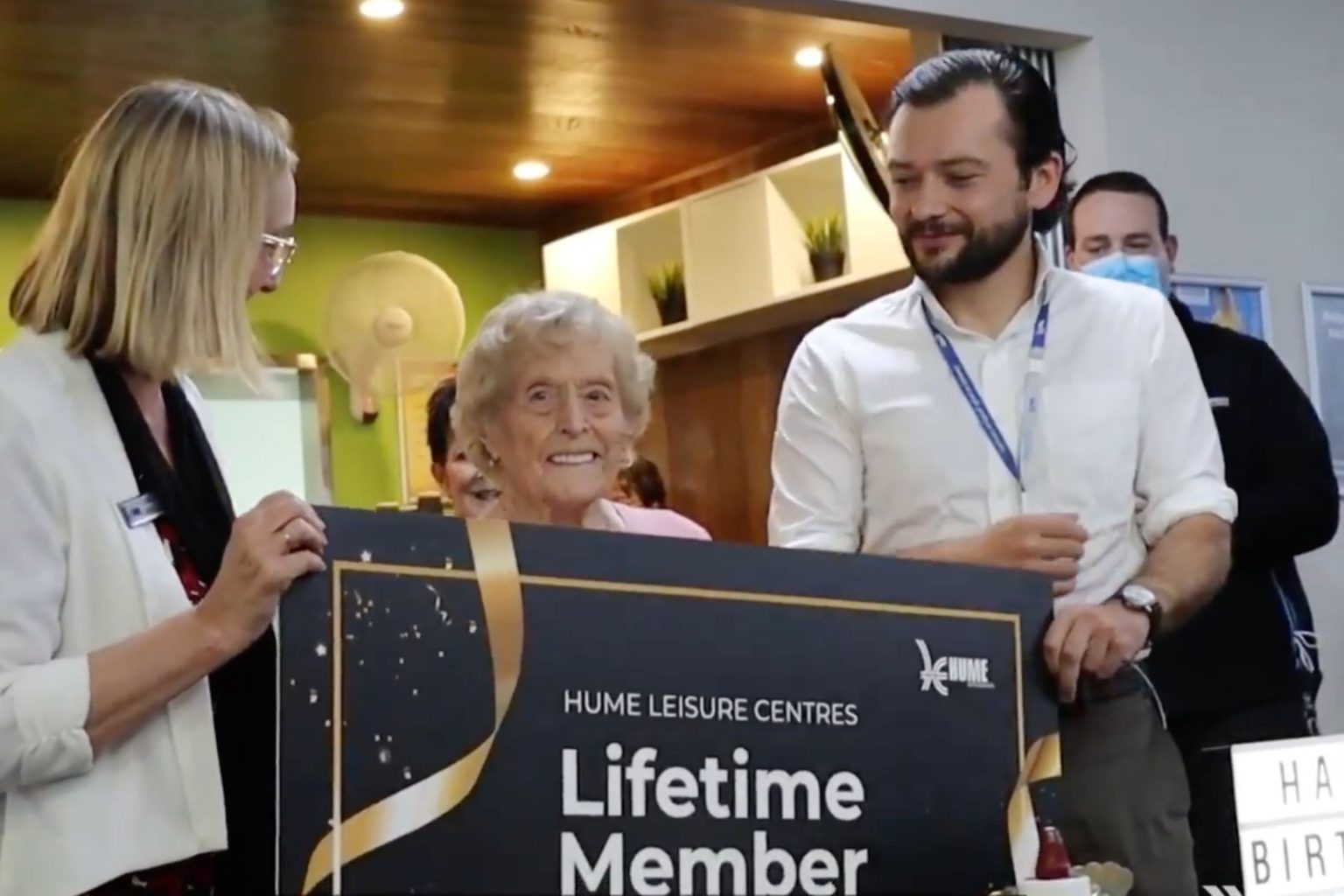 Meet 100-year-old Edna: The fabulous fitness fanatic from Melbourne ...